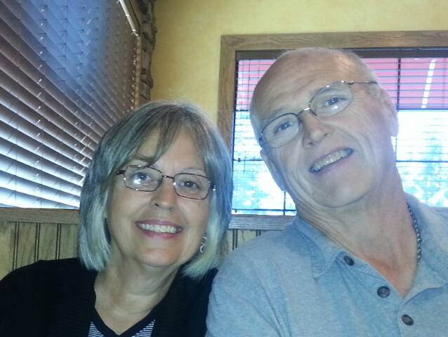 Don and Pat Hawes describe their RV-based business, Camping Keepers, in ...